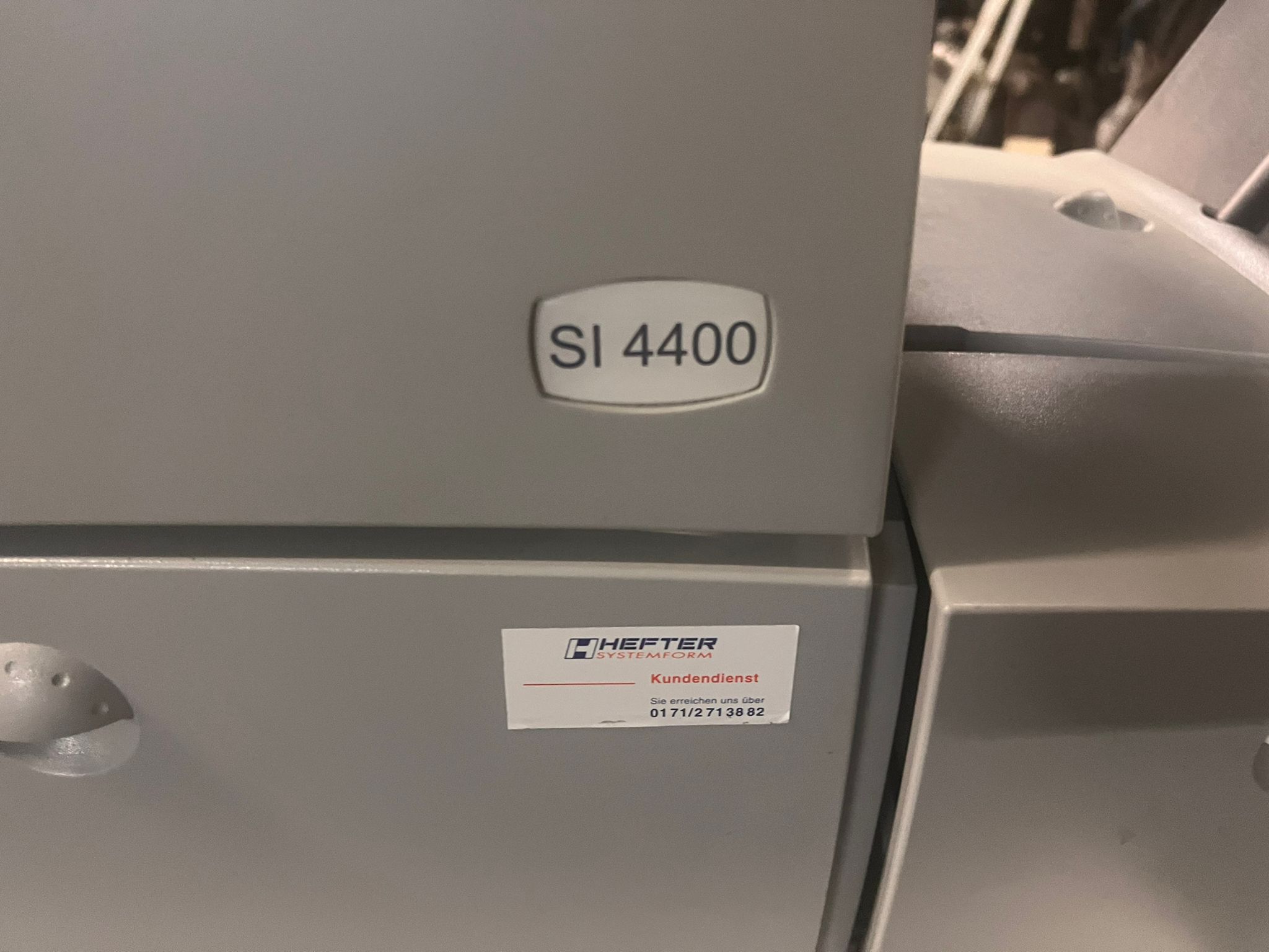 Hefter Systemform SI 4400 B | AGM Anwar Graphische Maschinen GmbH