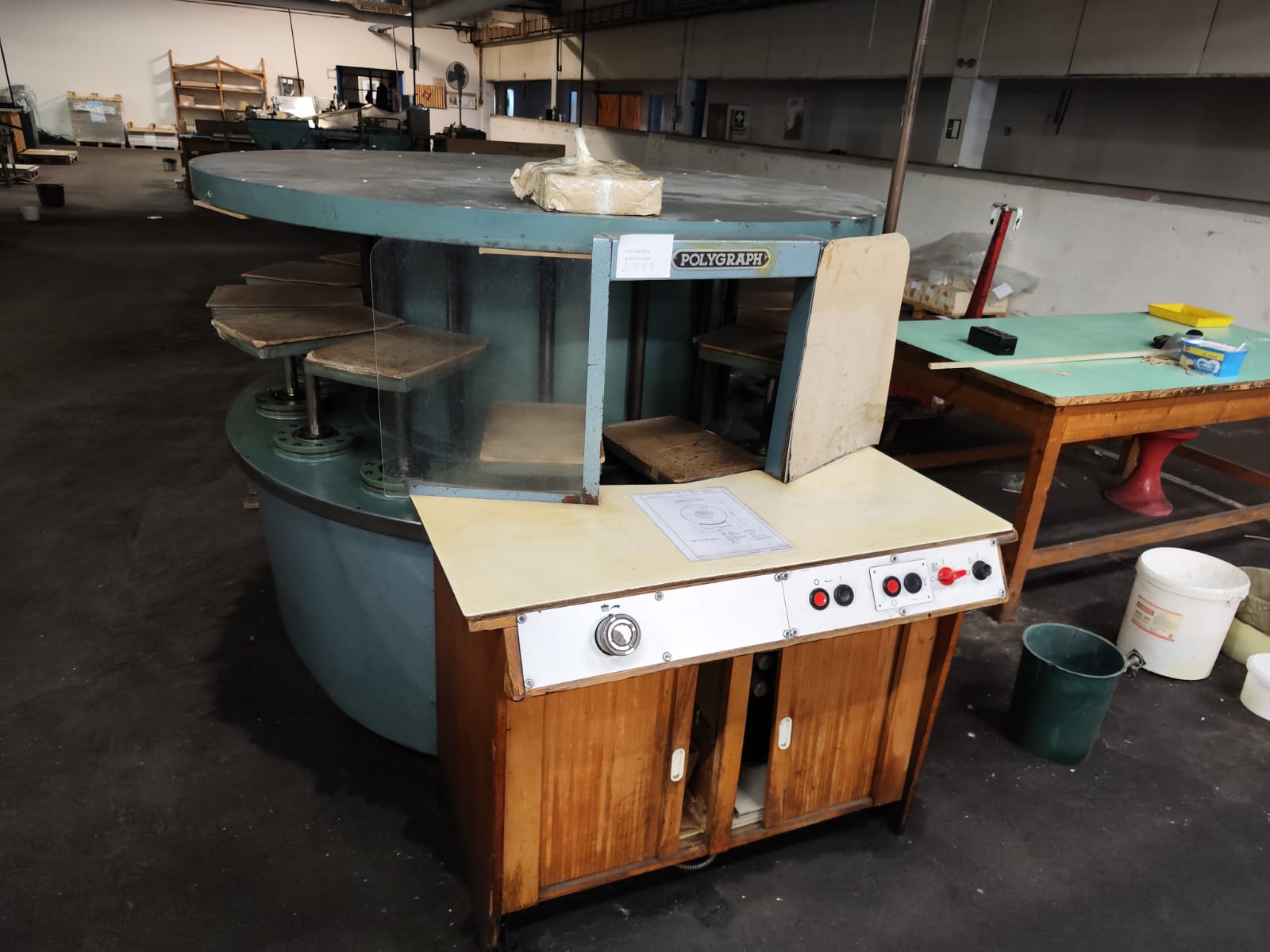 Polygraph K14K Multiple Book Pressing Machine | AGM Anwar Graphische ...