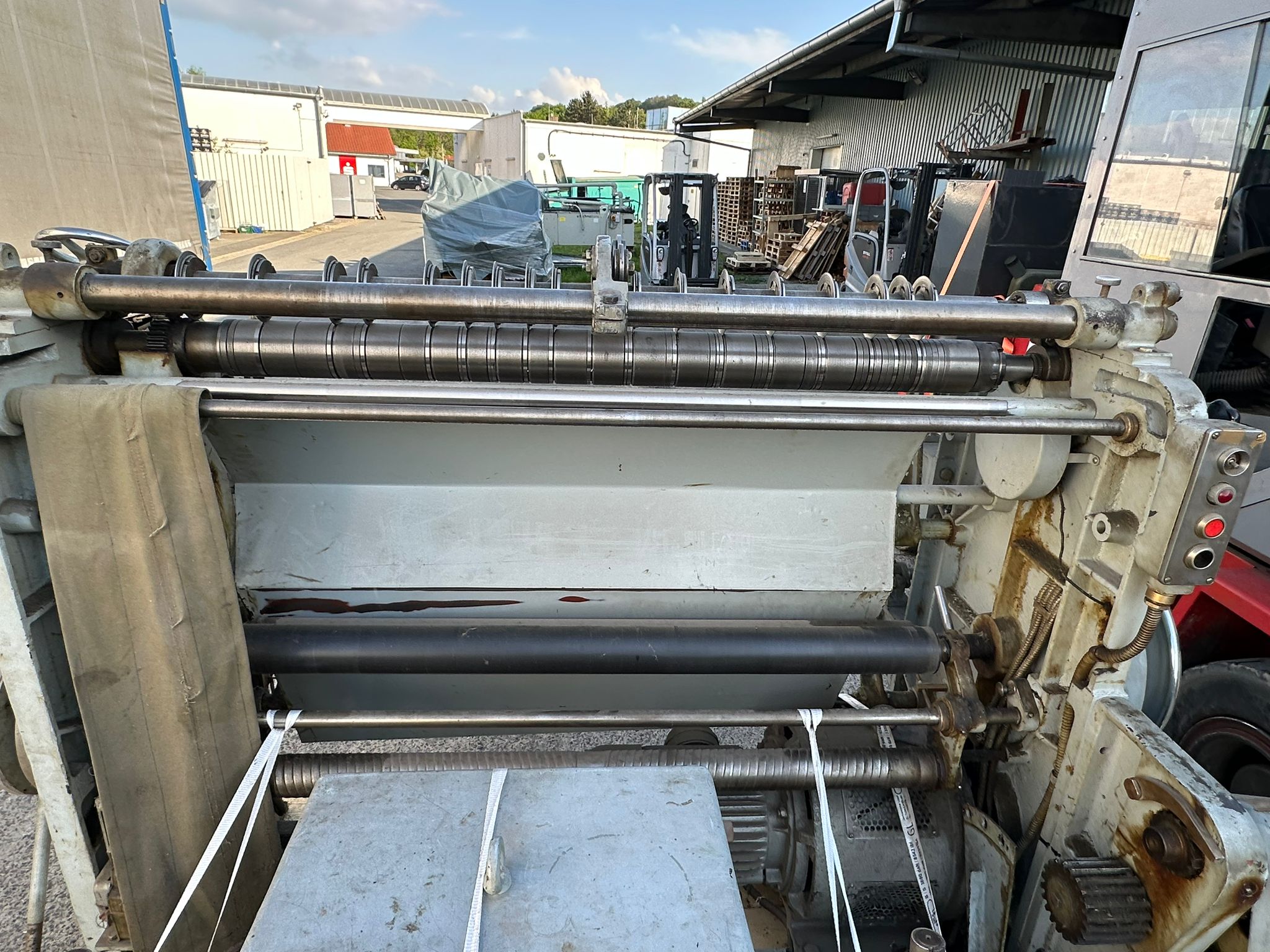 CCCP Slitter/Rewinder Reel To Reel | AGM Anwar Graphische Maschinen GmbH