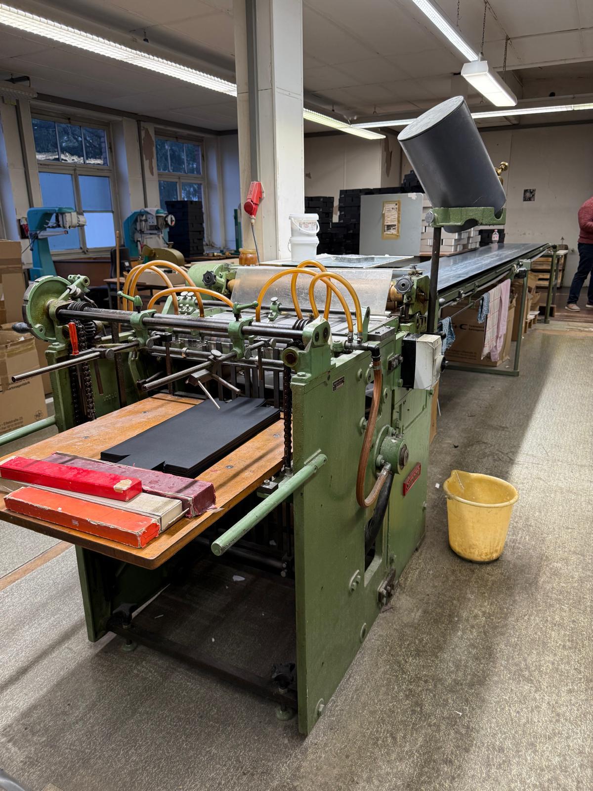 Jagenberg Gluing Machine | AGM Anwar Graphische Maschinen GmbH